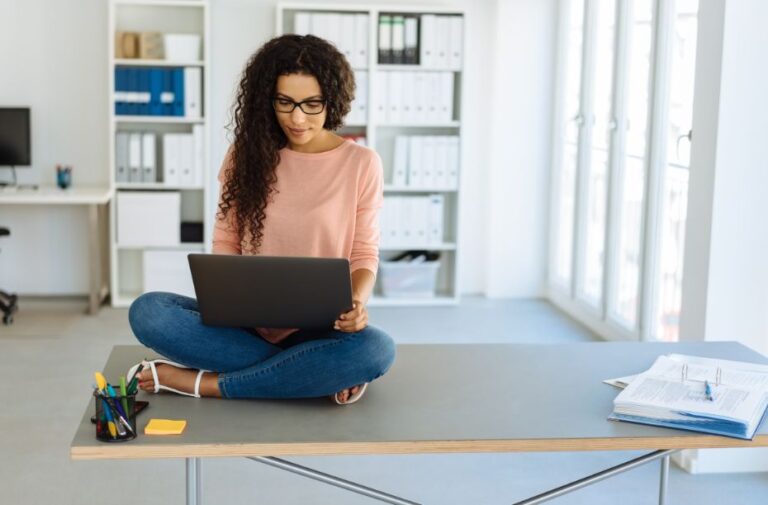 Journaalposten: wat zijn ze en hoe worden ze gebruikt in de boekhouding ...